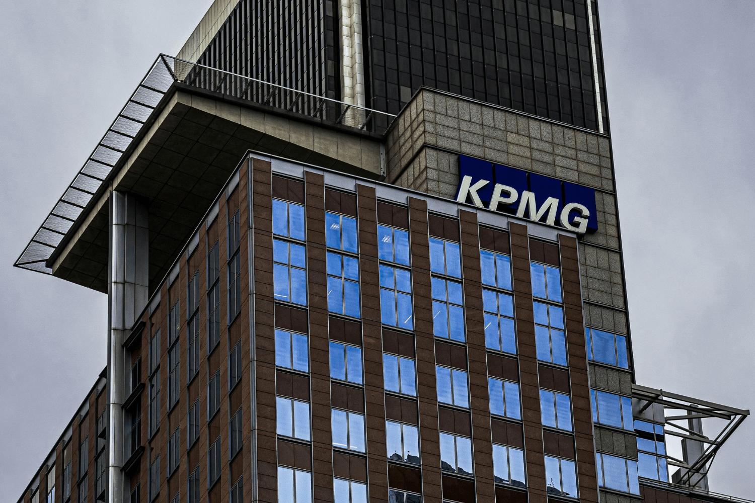 KPMG utiliza Wellhub para incentivar que sus colaboradores sean más activos